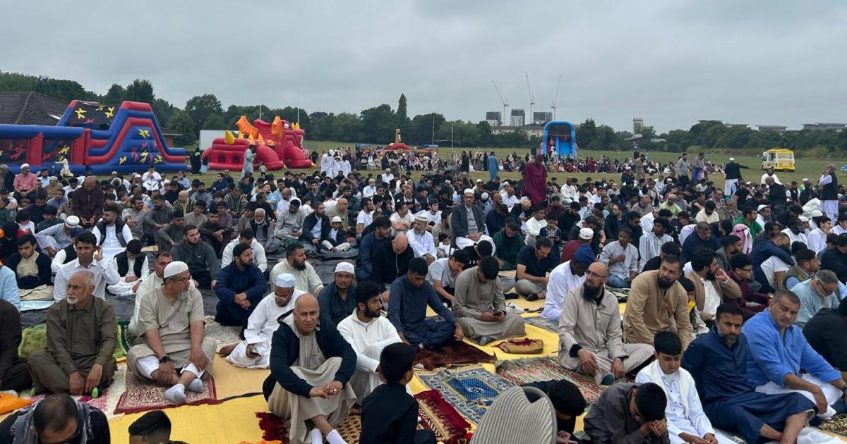 Thousands gather at Braywick Park for Eid al-Adha celebrations - Photo ...