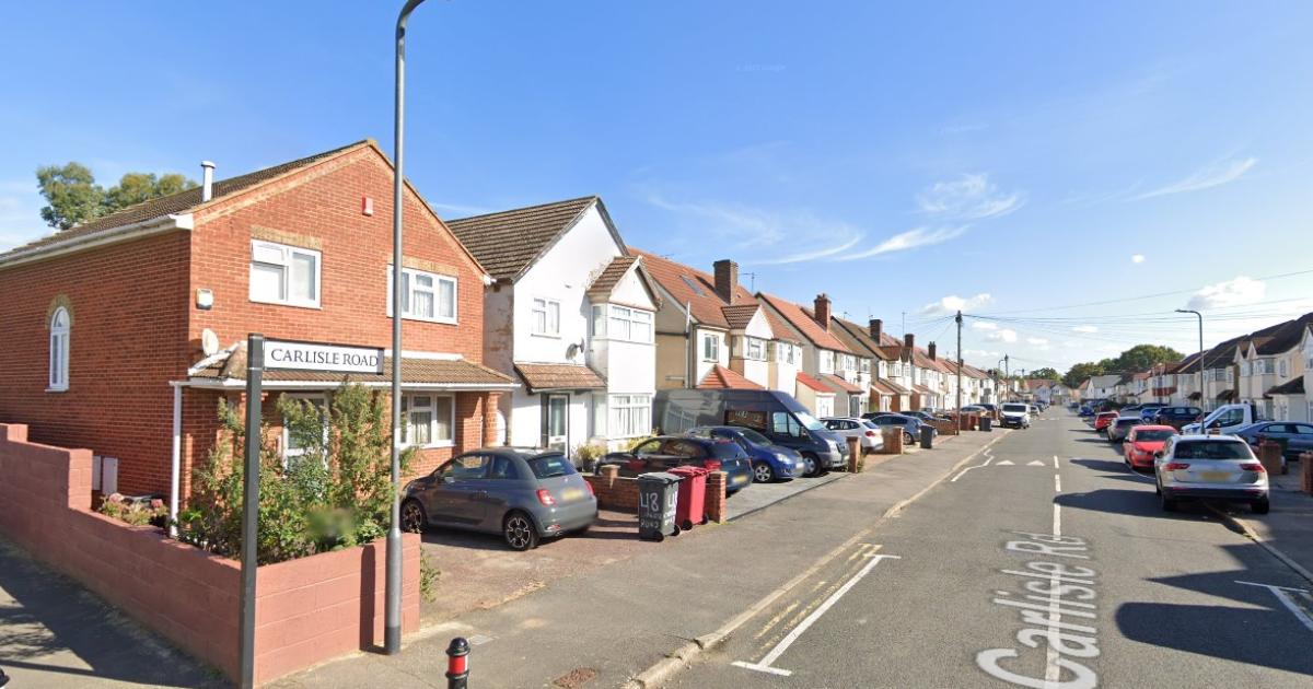 Public notices: Slough to get new bus lanes and more controlled parking ...