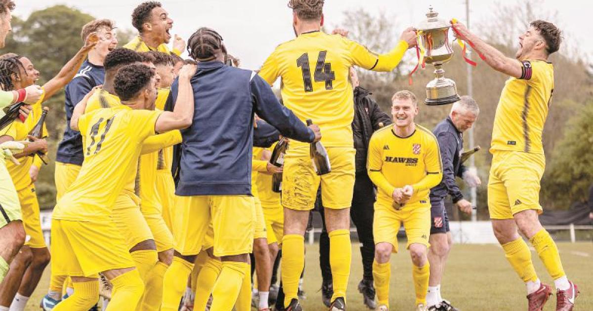 Champions Flackwell Heath lift Combined Counties trophy after ...