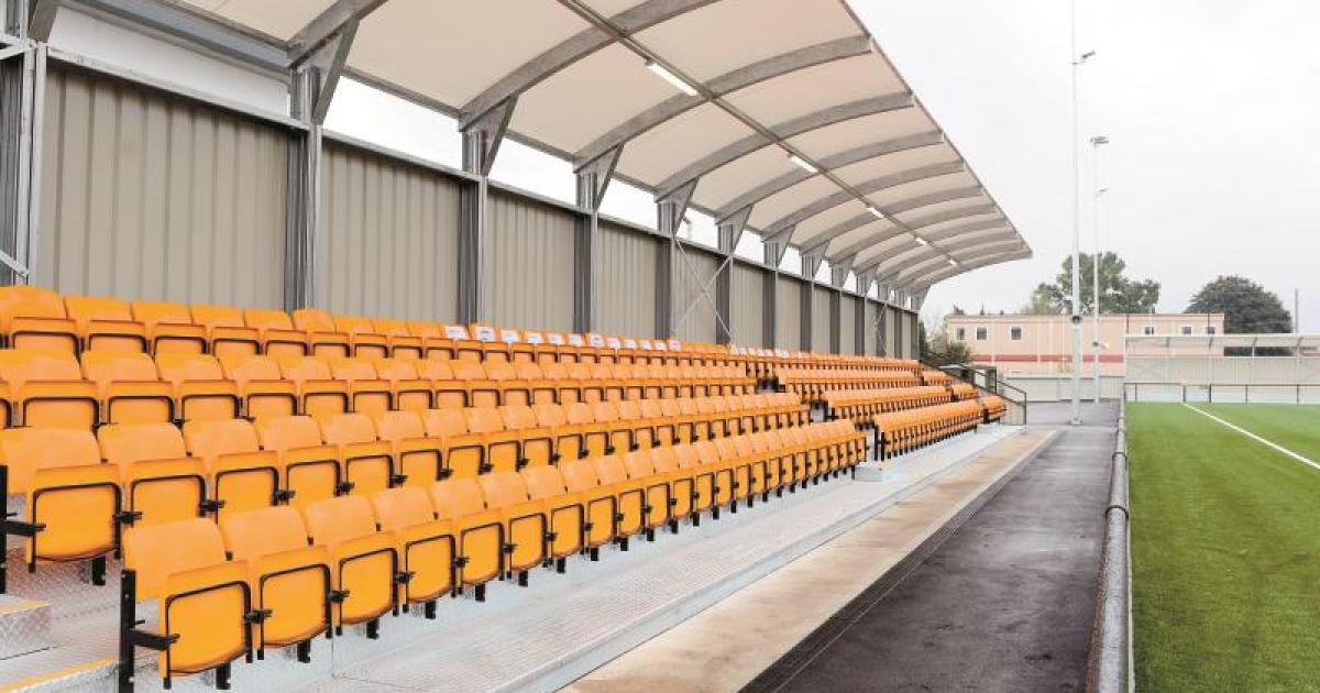 Slough Town, SHOC and Trinity raise £15,000 for town's homeless ...