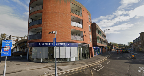 Slough planning round-up: Bid for four storey extension at shop parade ...