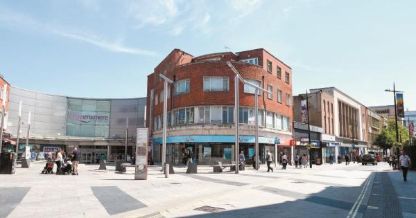 Queensmere Observatory welcomes new independent traders - Photo 1 of 1 ...