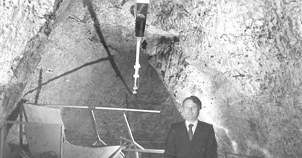 Remember When: Warren Row nuclear shelter went up for sale - Photo 1 of ...