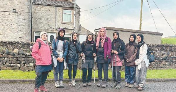 Community takes on three peaks to raise thousands for Islamic Community ...