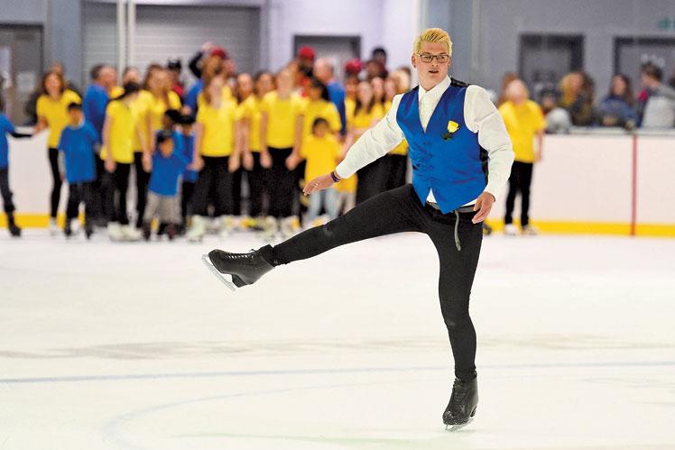 In pictures: Dancing on Ice stars skate at newly opened Slough Ice ...