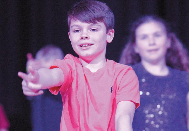 IN PICTURES: Dance extravaganza at Braywick Leisure Centre - Photo 1 of ...