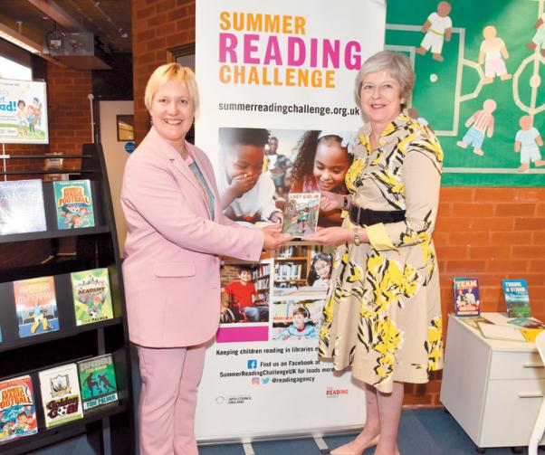 In pictures: Wombles join Maidenhead Library's 50th anniversary ...