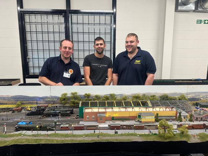 Hundreds attend to view railway layouts at first Slough Model Railway ...