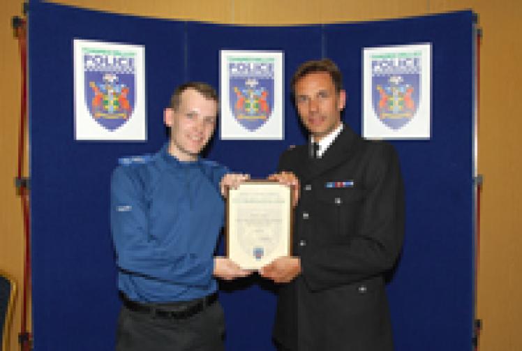 PCSO officers receive commendation from police - Slough Express