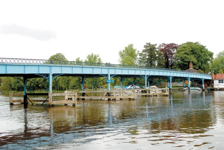 Overnight Cookham Bridge closure to last three days - Slough Express