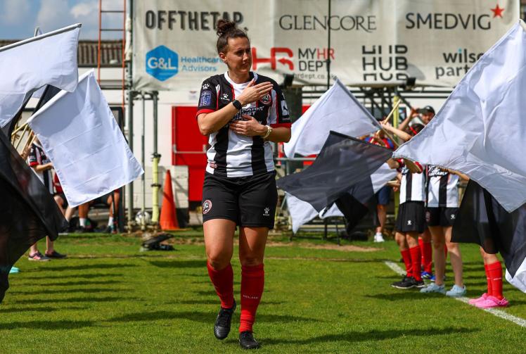 Amy Saunders is an ‘inspiration to everybody at the club’ says Jackson ...