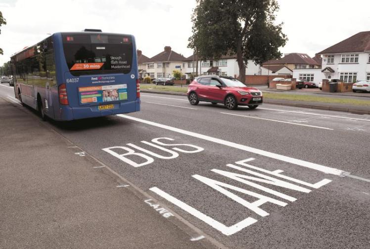 A4 bus and cycle lane moves to 'peak-time only' hours from Friday ...