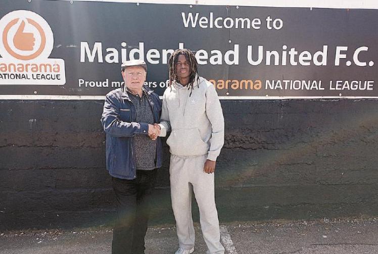 Maidenhead United sign winger Joseph Ajose following his spell with QPR ...