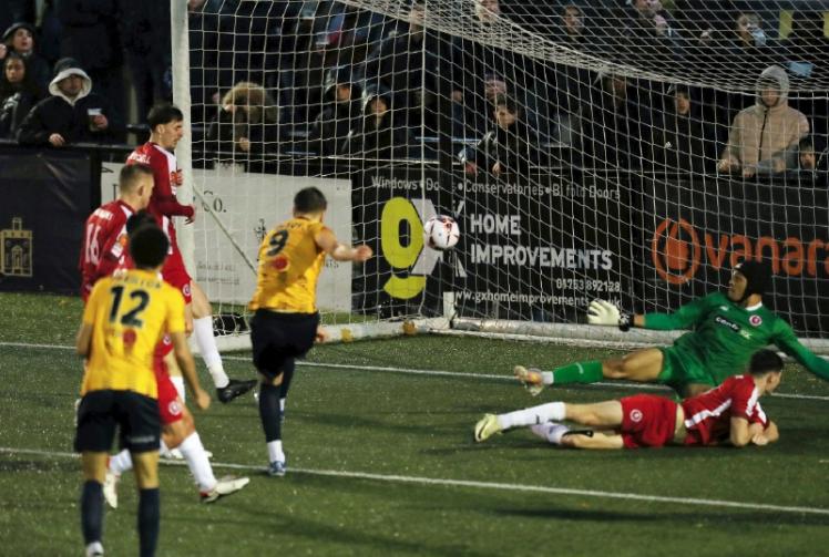 Slough Town fail to build on Spasov's equaliser in home defeat to ...