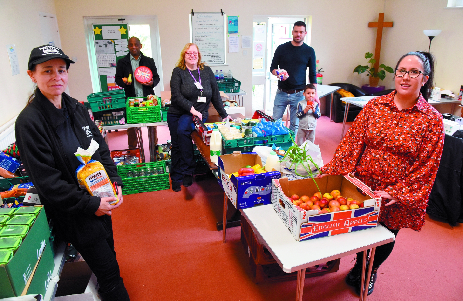 Marcus Rashford inspires community effort to feed hungry children ...